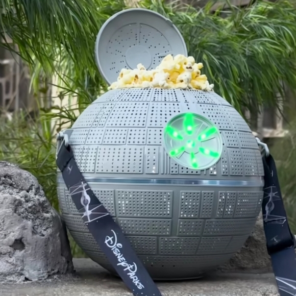 Star Wars | Kitchen | New Death Star Star Wars 225 Disneyland Popcorn ...